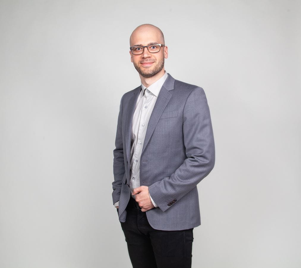 Rahoitusasiantuntija, yritykset,Toni Pihl | Säästöpankki Sinetti ...